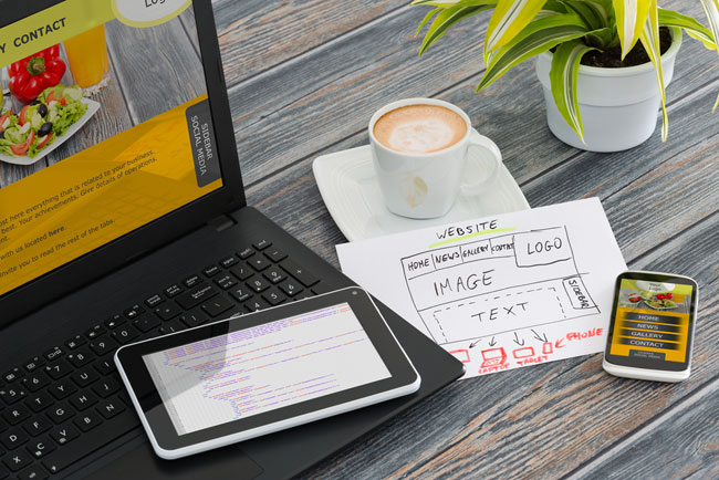 Outsource IT Staffing for Web Developers - Flatworld Solutions